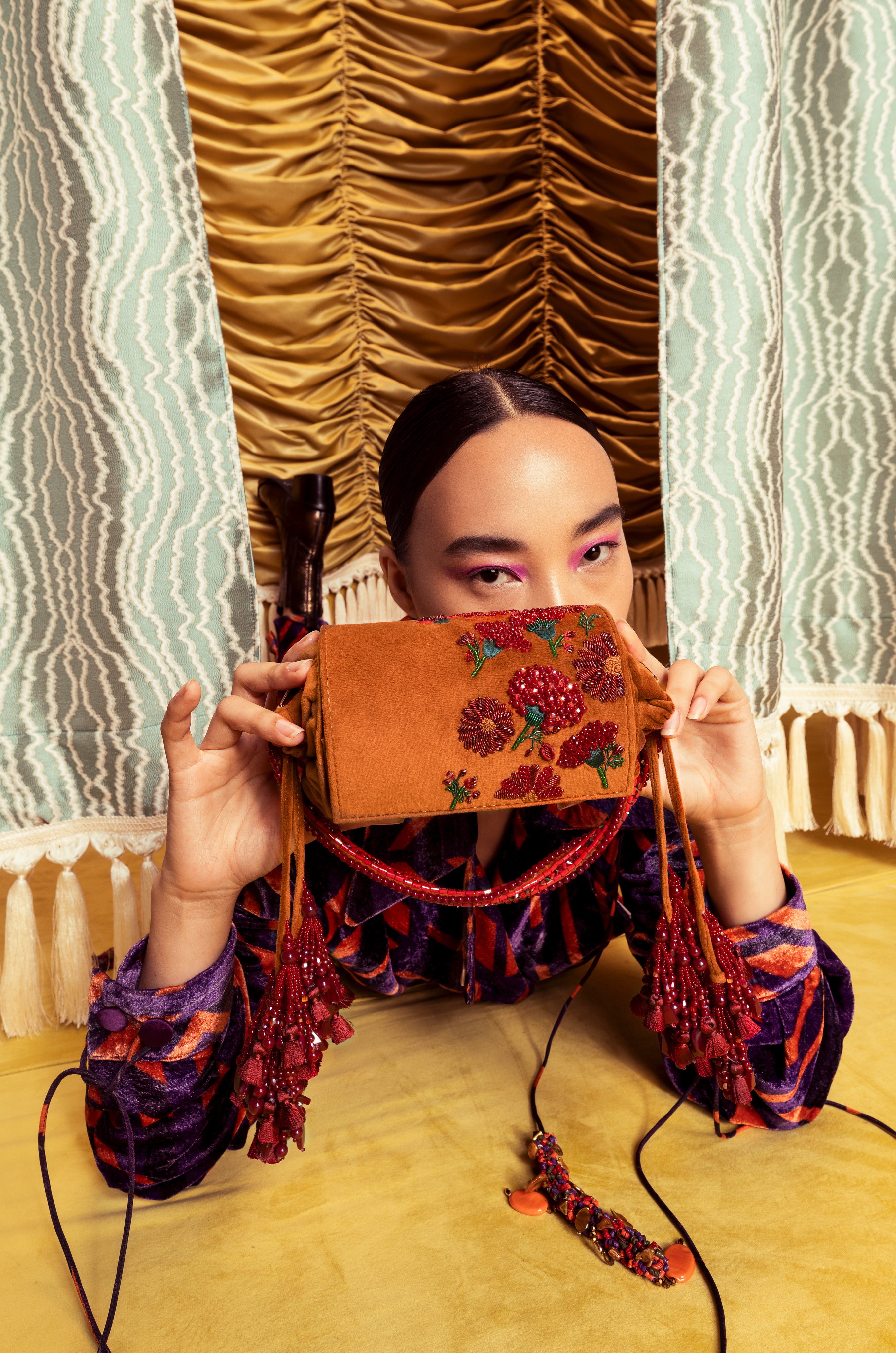 GUL BOLSTER BAG – The Right Sided